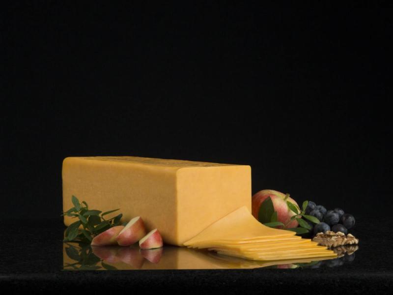 Vermont Yellow Cheddar Cheese | Boar's Head