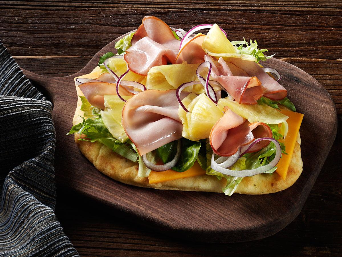 SmokeMaster® Black Forest Ham & Vermont Cheddar Cheese Flatbread Recipe ...